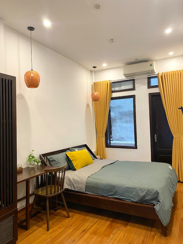 4storey Typical House In Oldquarter - Street View - China