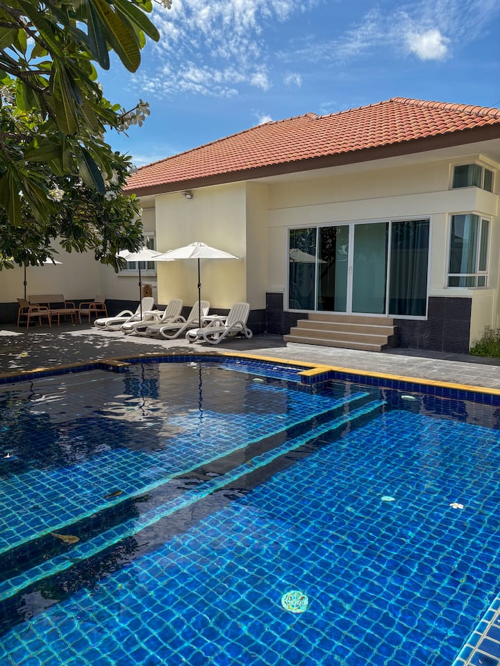 Villa Amelya/ Private Pool /Massage / Cinéma - Phuket