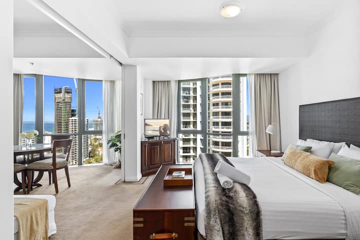 Central Spa Suite 1 Bedroom Holiday Unit - Q Stay - Surfers Paradise
