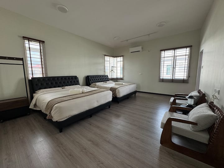 Room Entrée @ Blue Moon House - Tawau