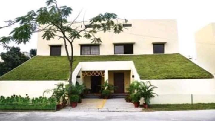 Banglow At Vedic Kolkata - Kolkata (Calcutta)