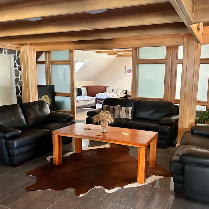 Apartmán S Výhľadom A Krbom - Sliač