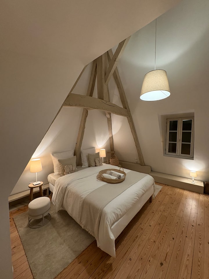 La Maison Des Venelles • Patio & Colombage - Morlaix