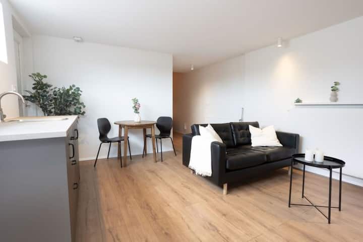 Charming Retreat, Hafnarfjörður - Iceland