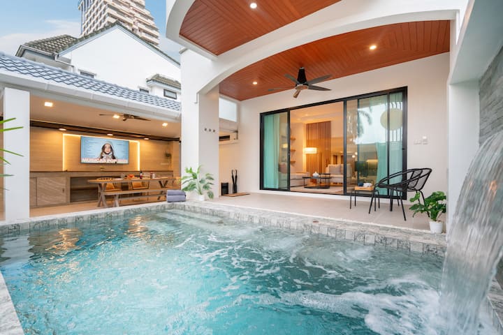 Pool Moon Villa At Bangla Patong - タイ パトンビーチ