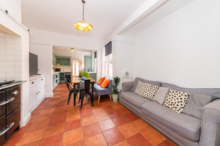Central Caversham / Traditional English House - Henley-on-Thames