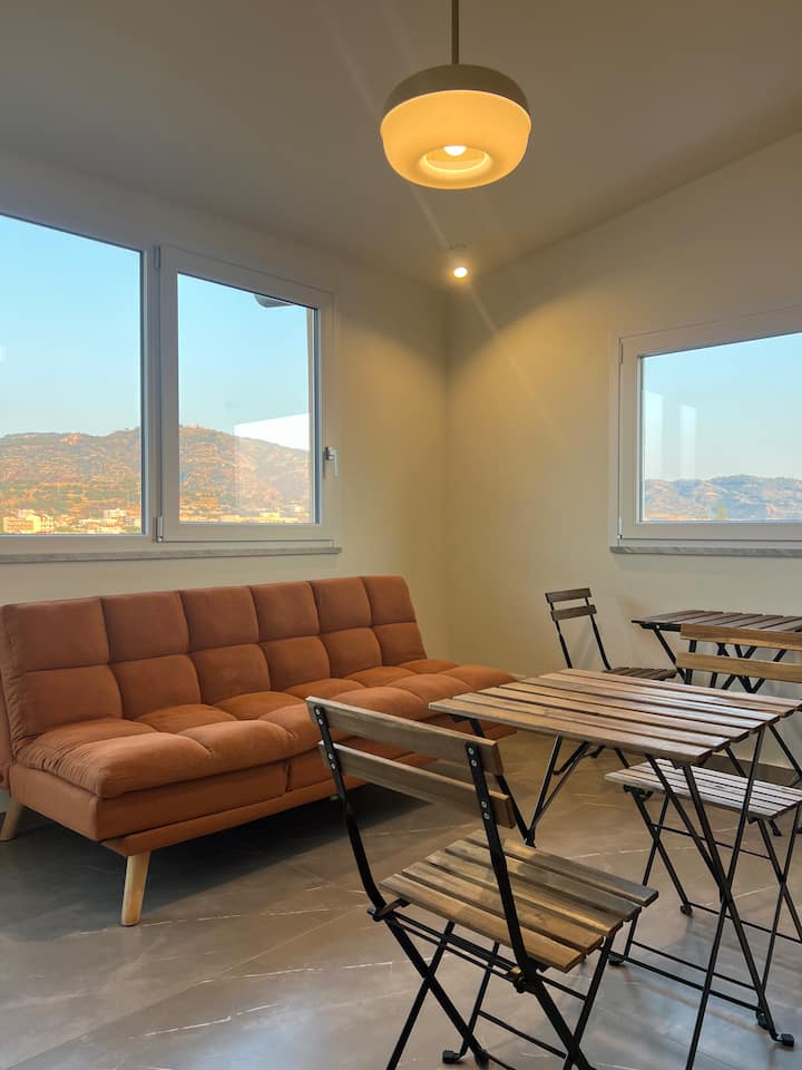 B&b Penthouse
Camera Rossa - Villa San Giovanni