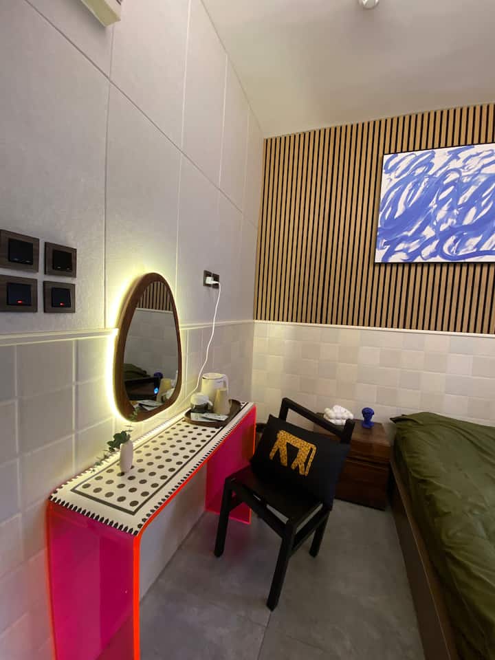 Lup Tuc Hostel 凹凸舍 Double Room1 (Private Bathroom) - South Island