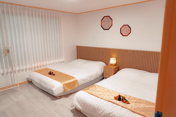 [갈월 스테이] #New #서울역 도보 5분 #최대 8인 #명동 홍대 이태원 종로 남산 - Seoul