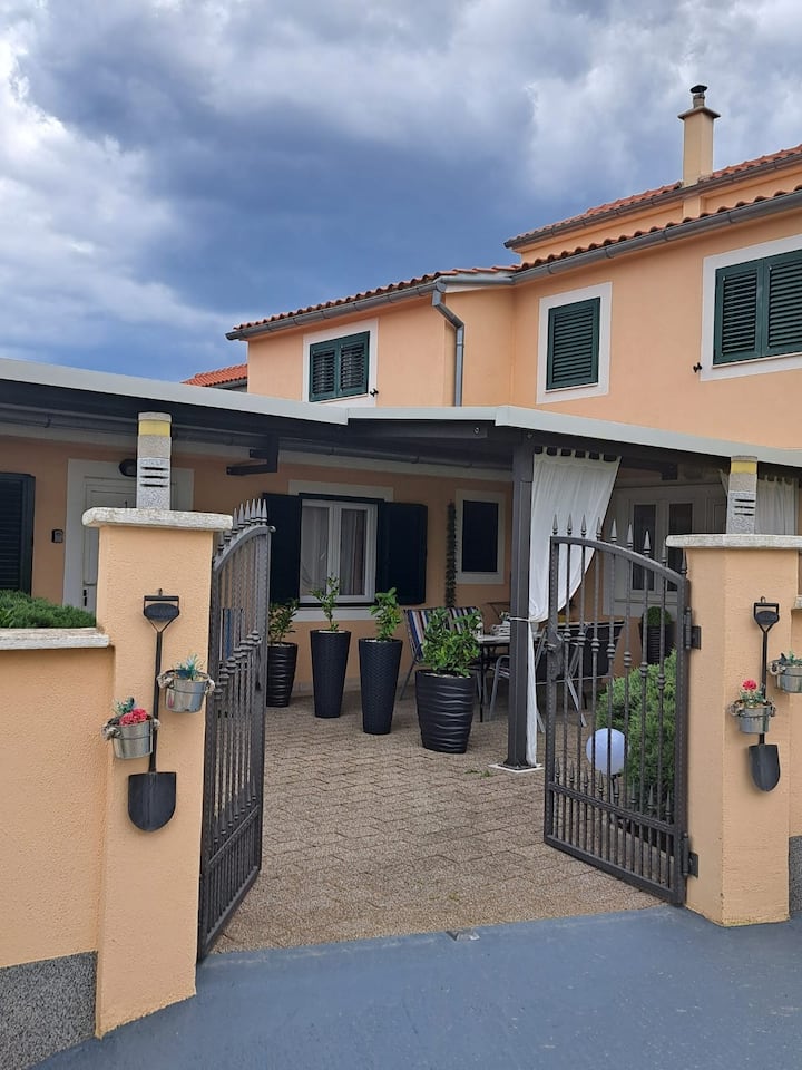 Apartments Anđela No.1 - Skradin