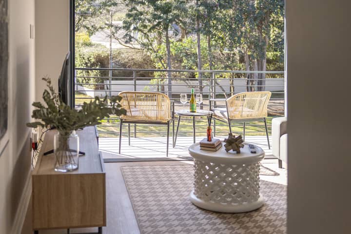 Stylish Apartment On Hemel‑en‑aarde Wine Route - Onrus