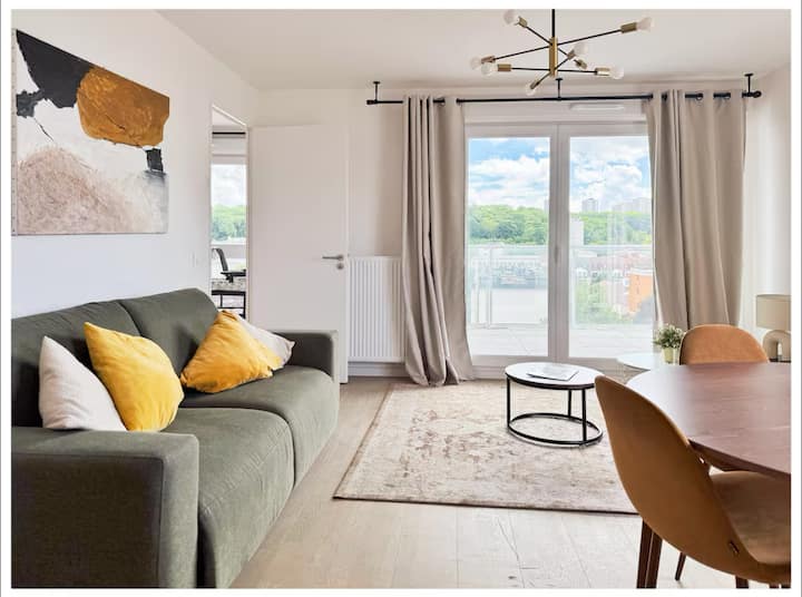 Chic-parking-terrasse-paris 35m’ - Romainville