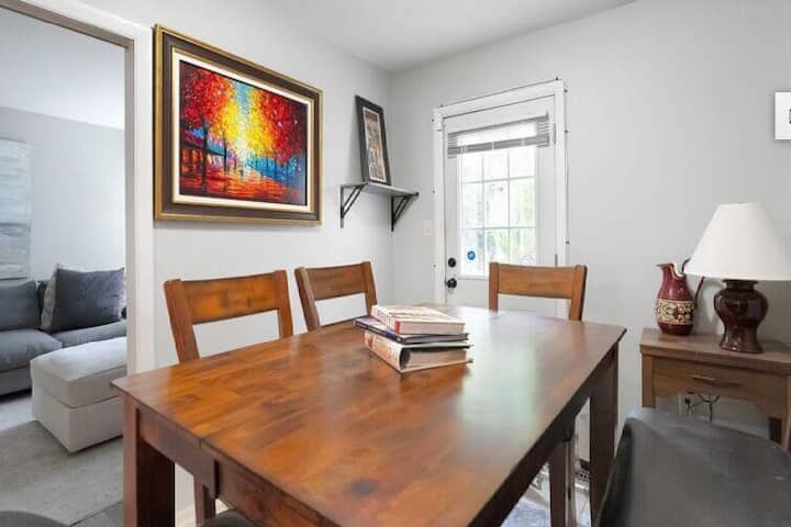 Amazing Alex Home, Sleeps 11, Close To Everything - Alejandría