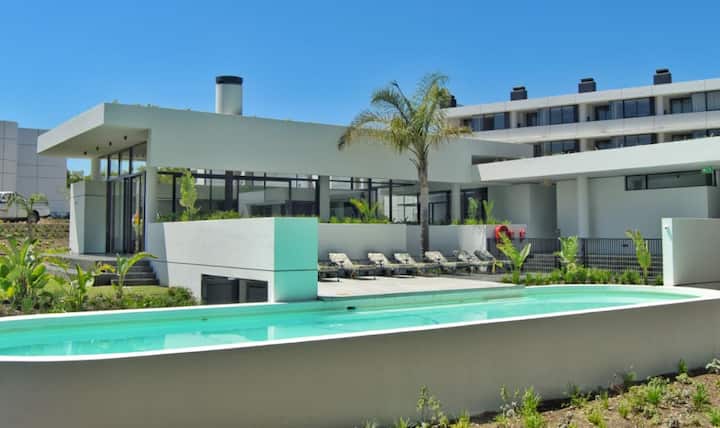 3 Hyacinth Arbour Nature Estate - George