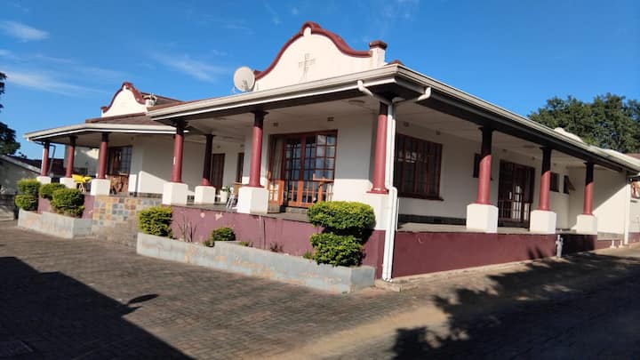 Blissfull Nest Bed & Breakfast - Mthatha