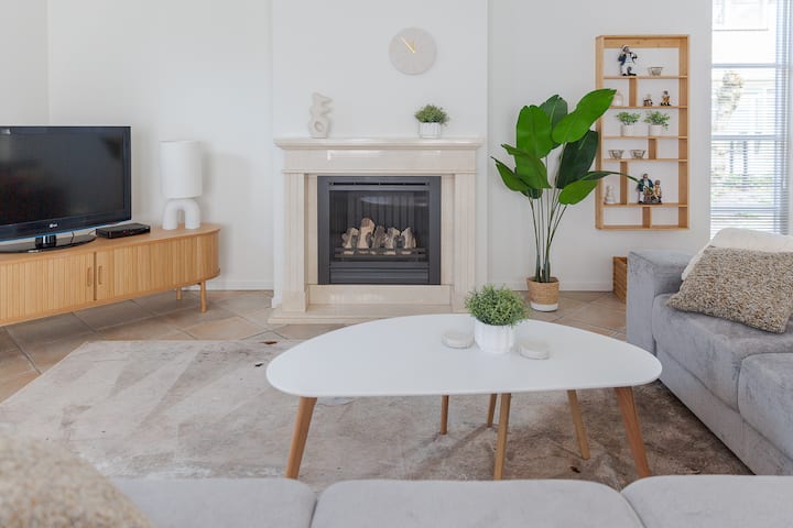 Dune Villa With Sauna & Whirlpool – 6 Persons - Makkum