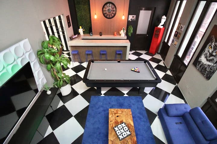 Black Friday! Apt W/billar, Wifi, A/c, Garden View - San Juan