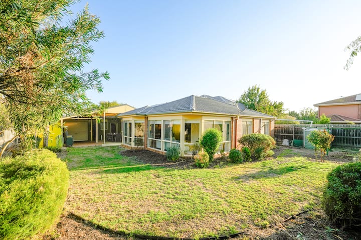 Billiards, Bbq, Alfresco Dining - Werribee