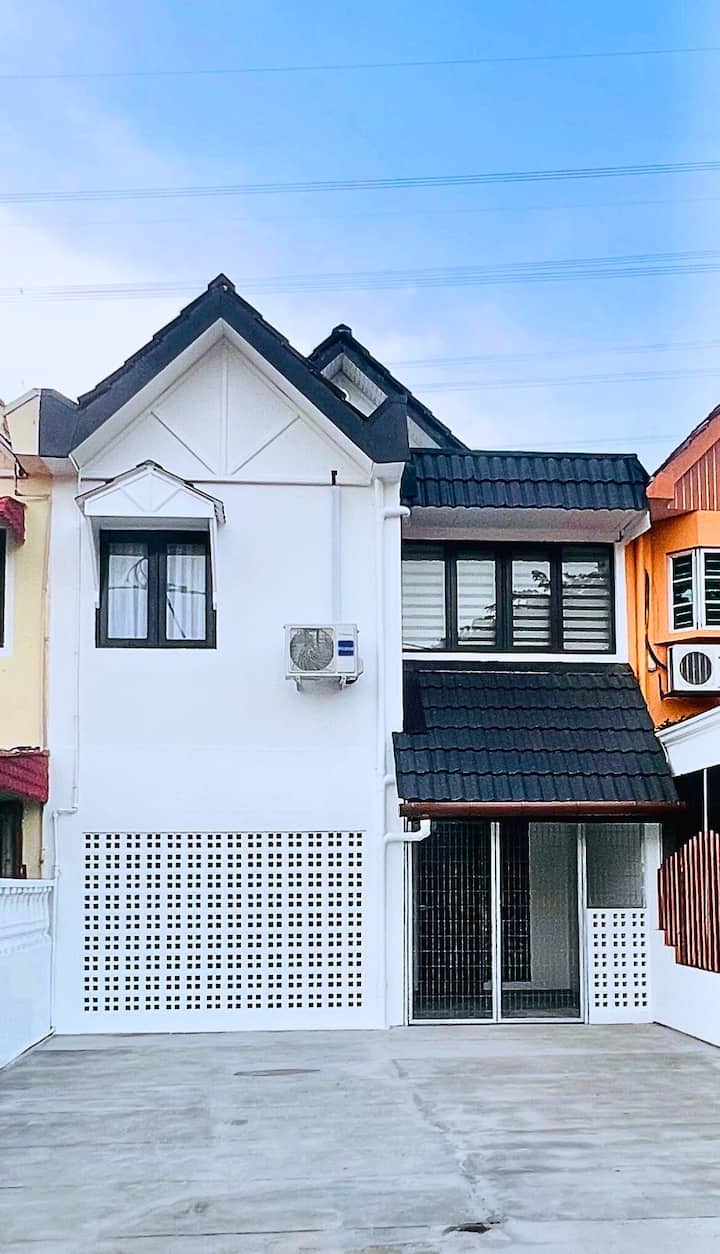 Homestay Rumah Kolek - Shah Alam