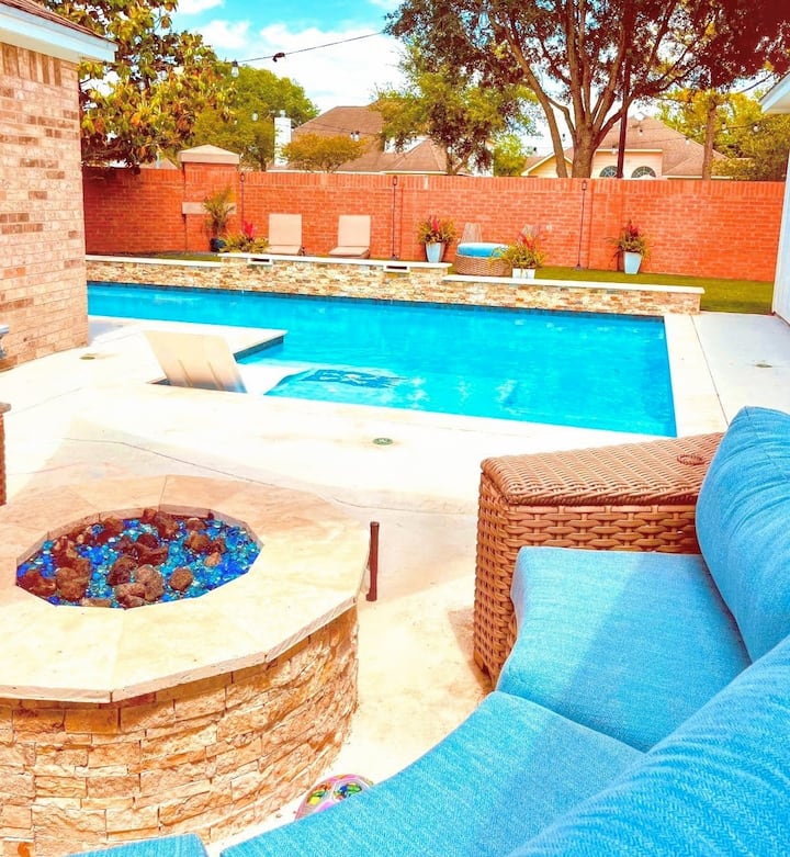 Beautiful Pool Oasis 4 Bed 2 Bath - パーランド, TX
