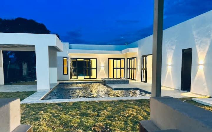 Oasis Familiar: Piscina Privada - Girardot