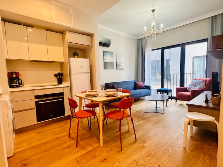 1br Luxury Residence With Ac & 24/7 Security - Beyoğlu