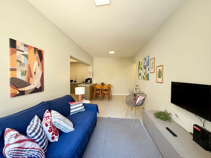 Apartamento No Centro - Conforto E Praticidade - Florianópolis