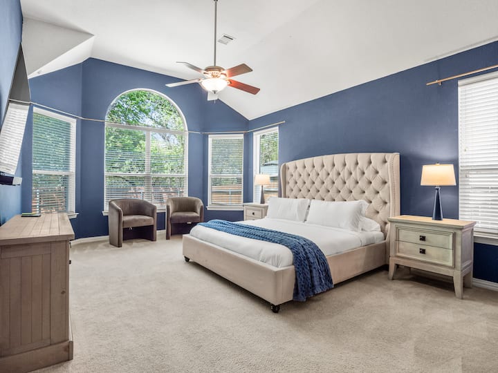 Spacious 4br W/ Game Room & Treehouse Bunk - Allen, TX