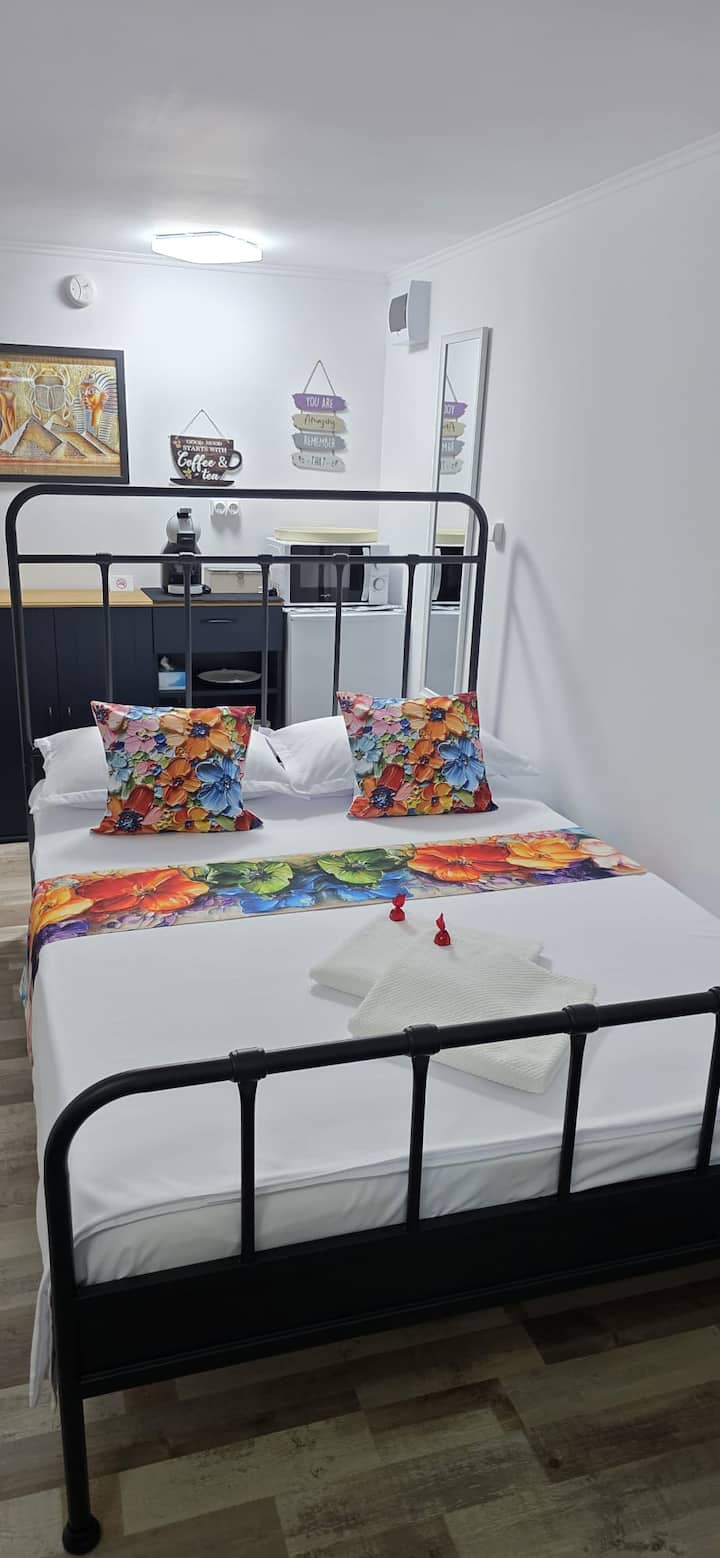 Studio Kamadeva - Deva