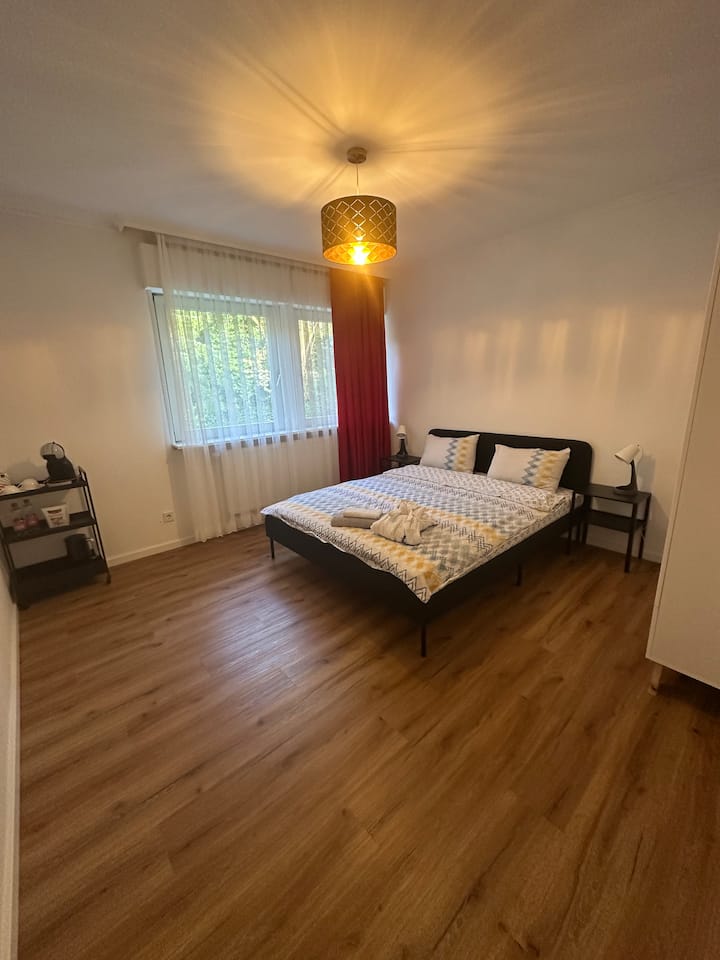 Zentrumsnahes Zimmer Mit Bad - ヴィースバーデン