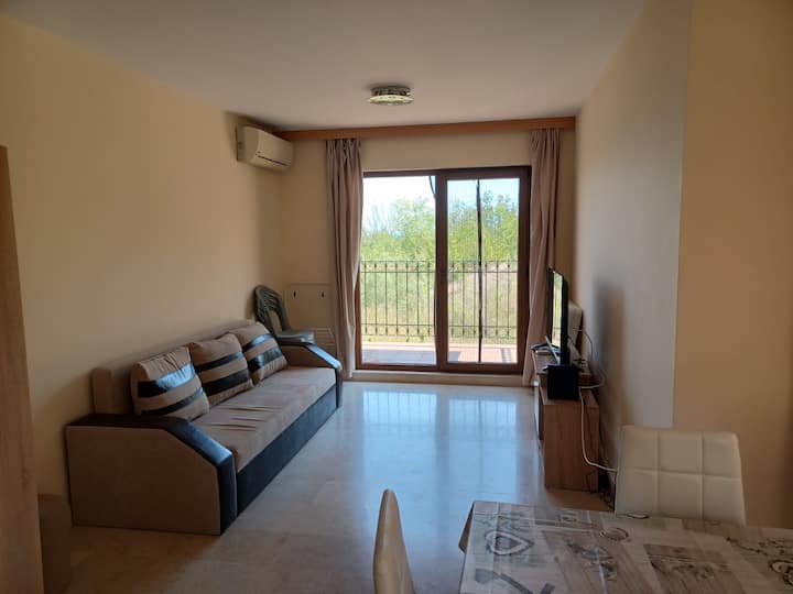 Seaside 2-bedroom In Marina Bay - Kranevo