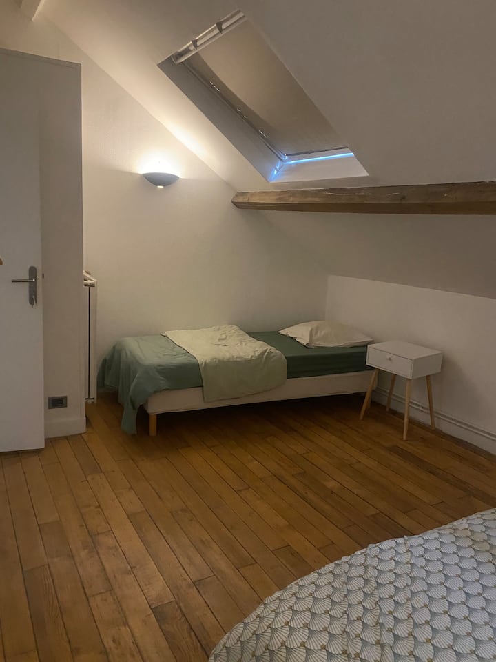 Chambre Proche Centre - Charleville-Mézières