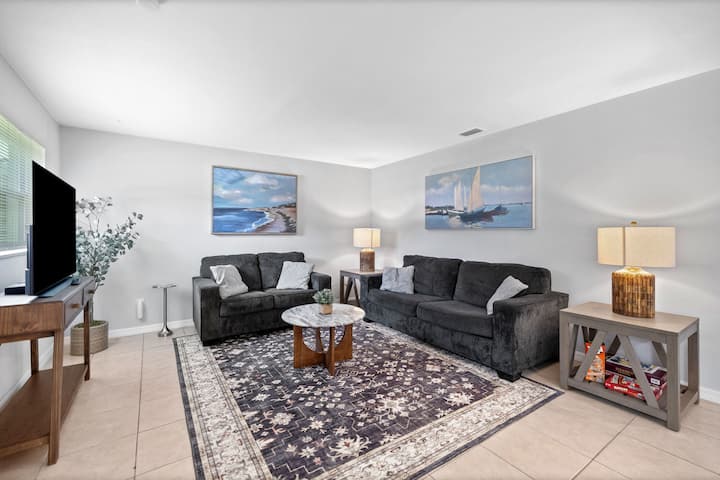 Pondview Getaway | Sleeps 8 + Boat Parking - Crystal River, FL