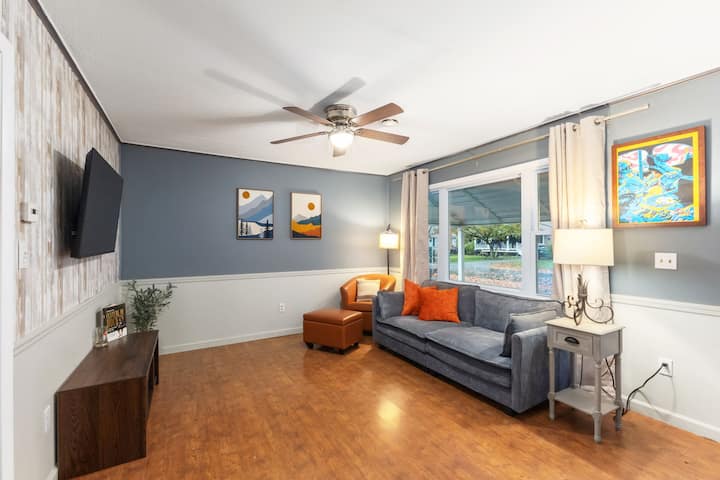 The Daily Double - Saratoga Springs, NY