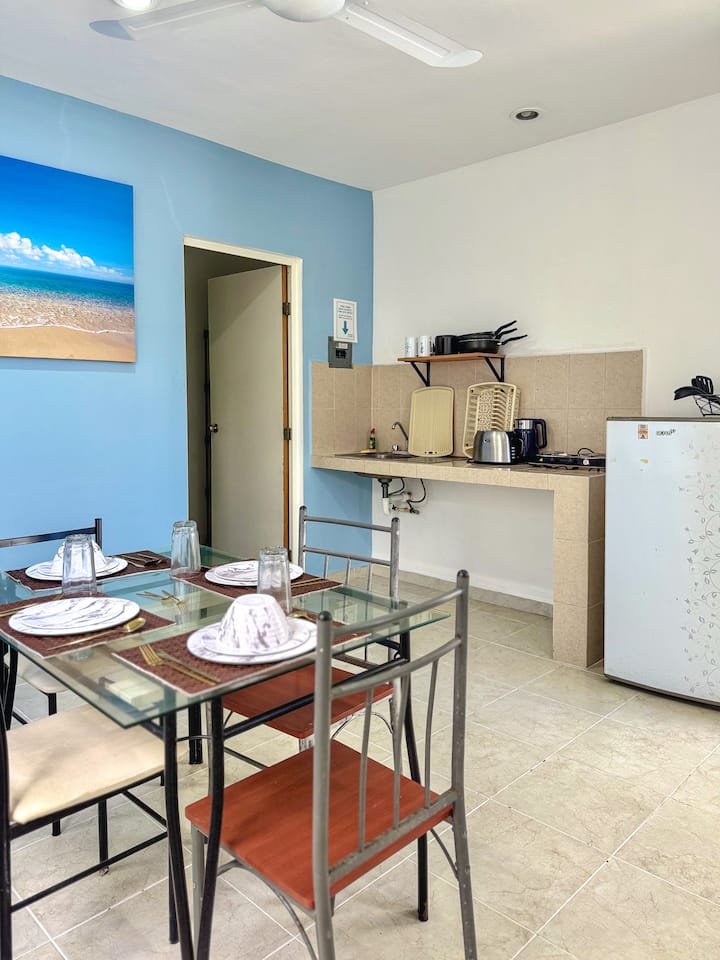 Departamento Con Estacionamiento Frente A Galerías - Campeche