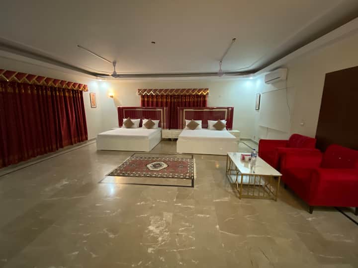 Luxury Guest House (Entire)dha 2 Karachi - Karachi