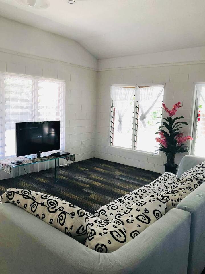 Seralee Guesthouse - Tonga