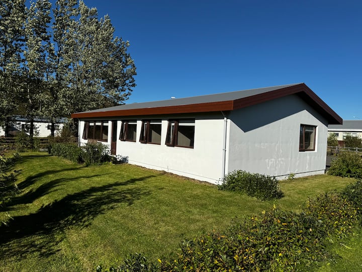 Family House In A Quiet Place - Islande