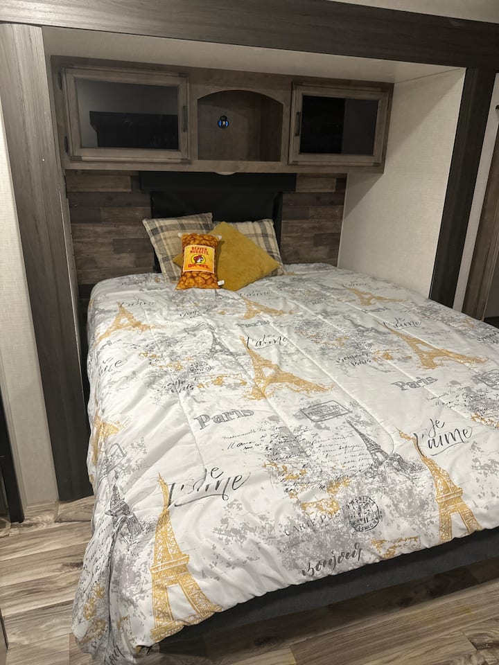 Modern Rv Oasis- On Site Rental. Private Property - シエナ, TX