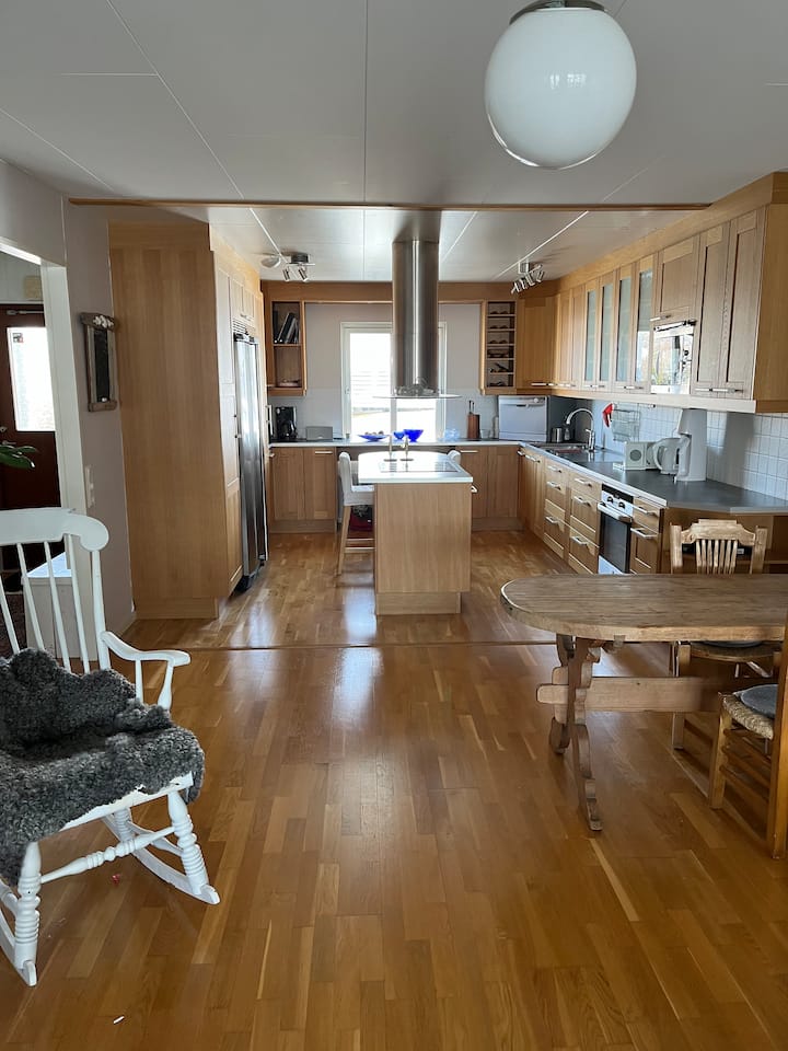 Parhus I Väjern. - Kungshamn