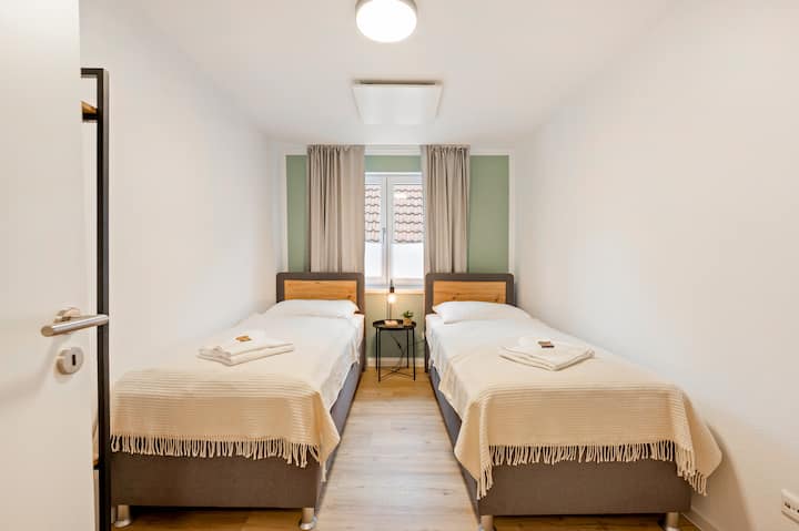 Charmöhr 2 - Moderne Stadtwohnung - Zentrale Lage - Neuenstein