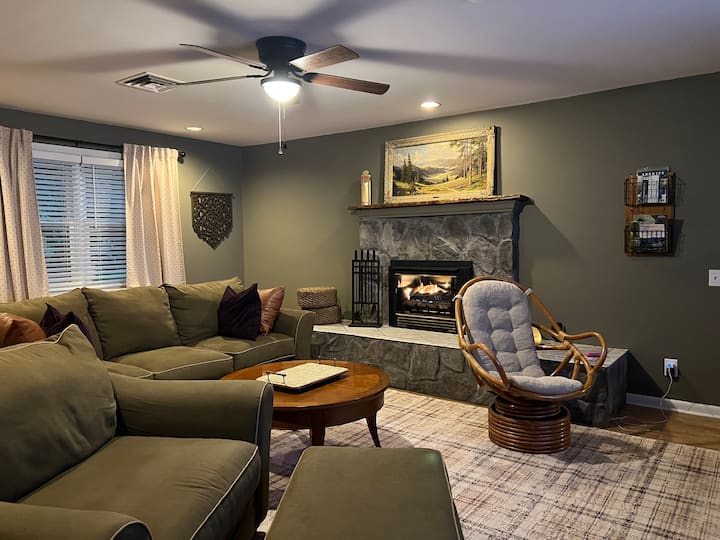 Ollies Mountain Cottage With A Hot Tub. - Chilhowee Lake, TN