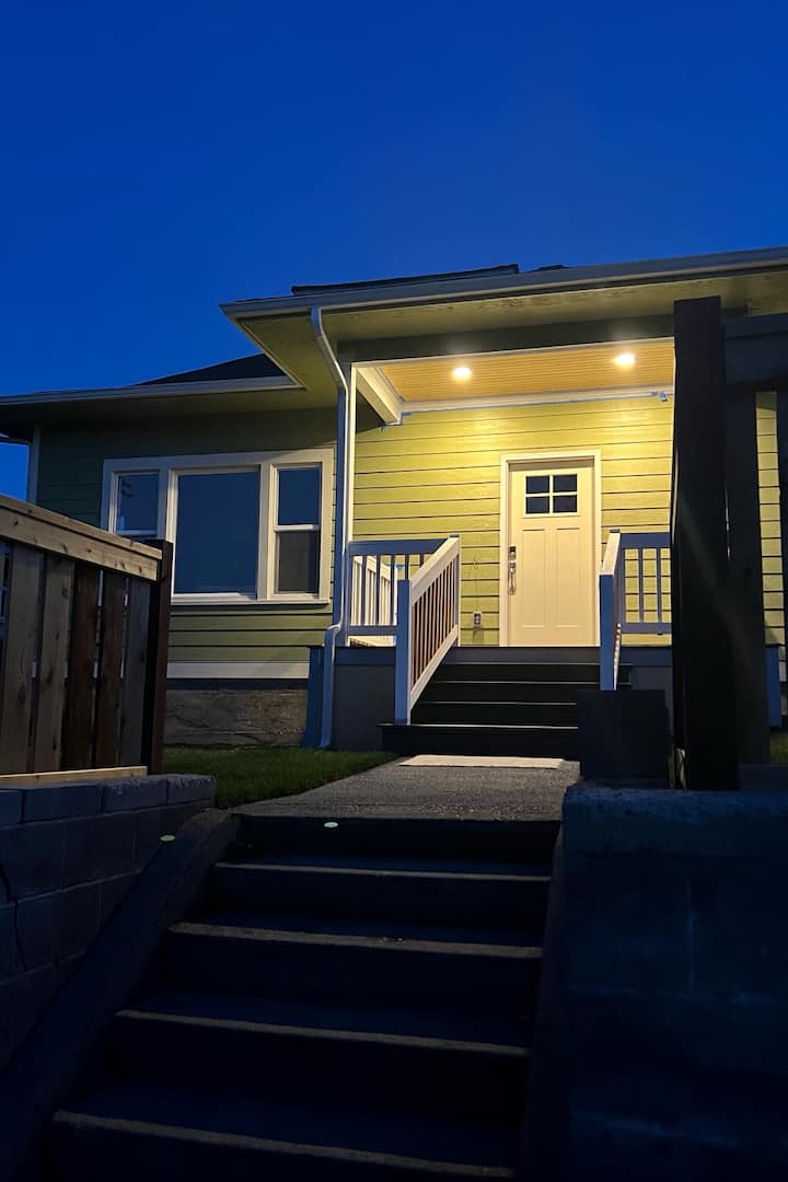 Fabulous Tacoma Craftsman - Tacoma, WA