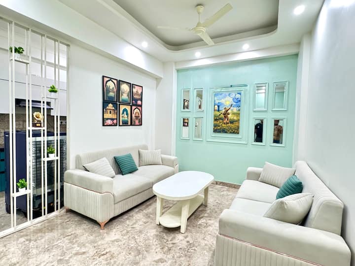 The Olivia 1bhk Luxury Couple Suite - リシケシュ