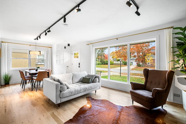 Luxury New Home At Chicago O’hare Ev Charger 3bed - Des Plaines, IL