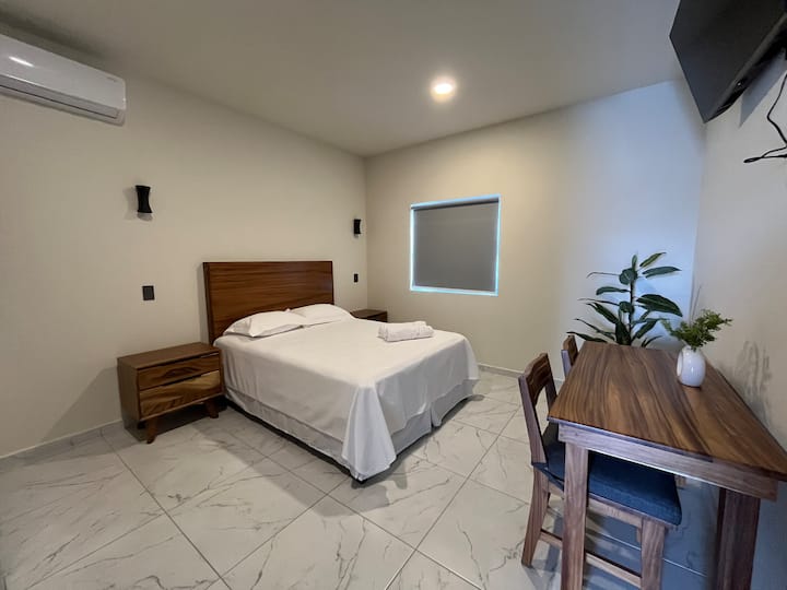 Central Location With A/c · Ajijic - Guadalajara