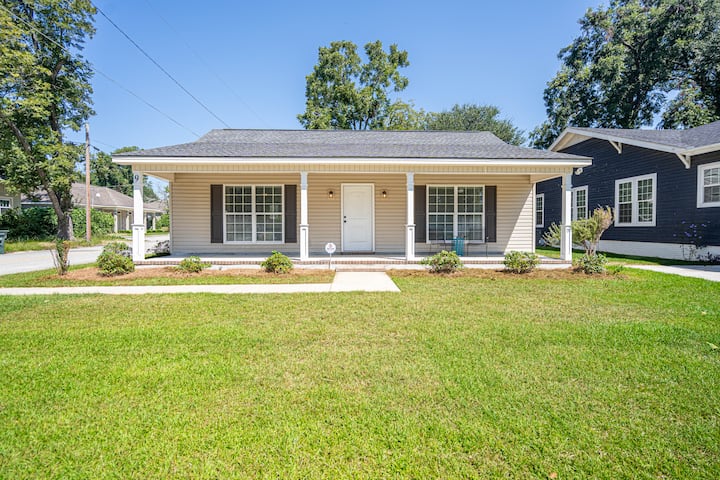 Cozy Retreat In The Heart Of Statesboro - Statesboro, GA
