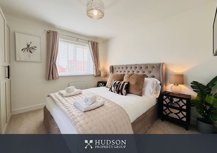 3 Bed Stylish Shrewsbury Home - Shrewsbury