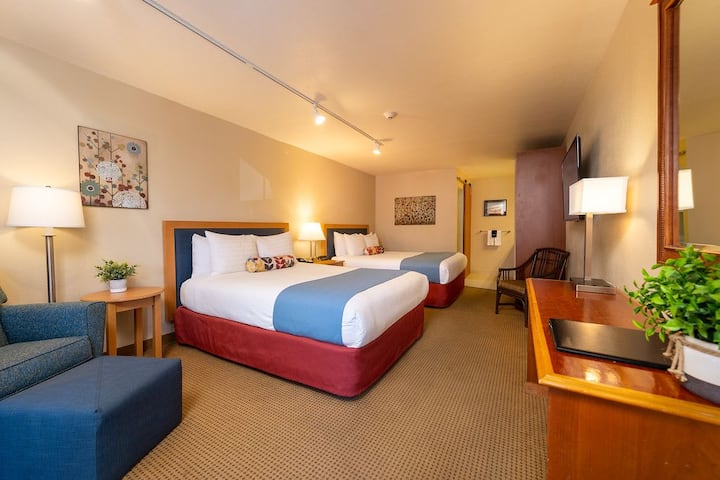 Double Queen Comfort At The Inn - Leavenworth