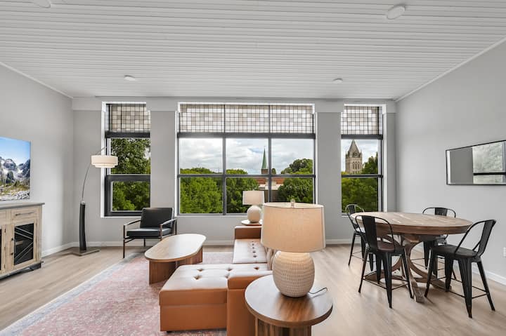 Lux Rooftop Downtown! - Asheville, NC